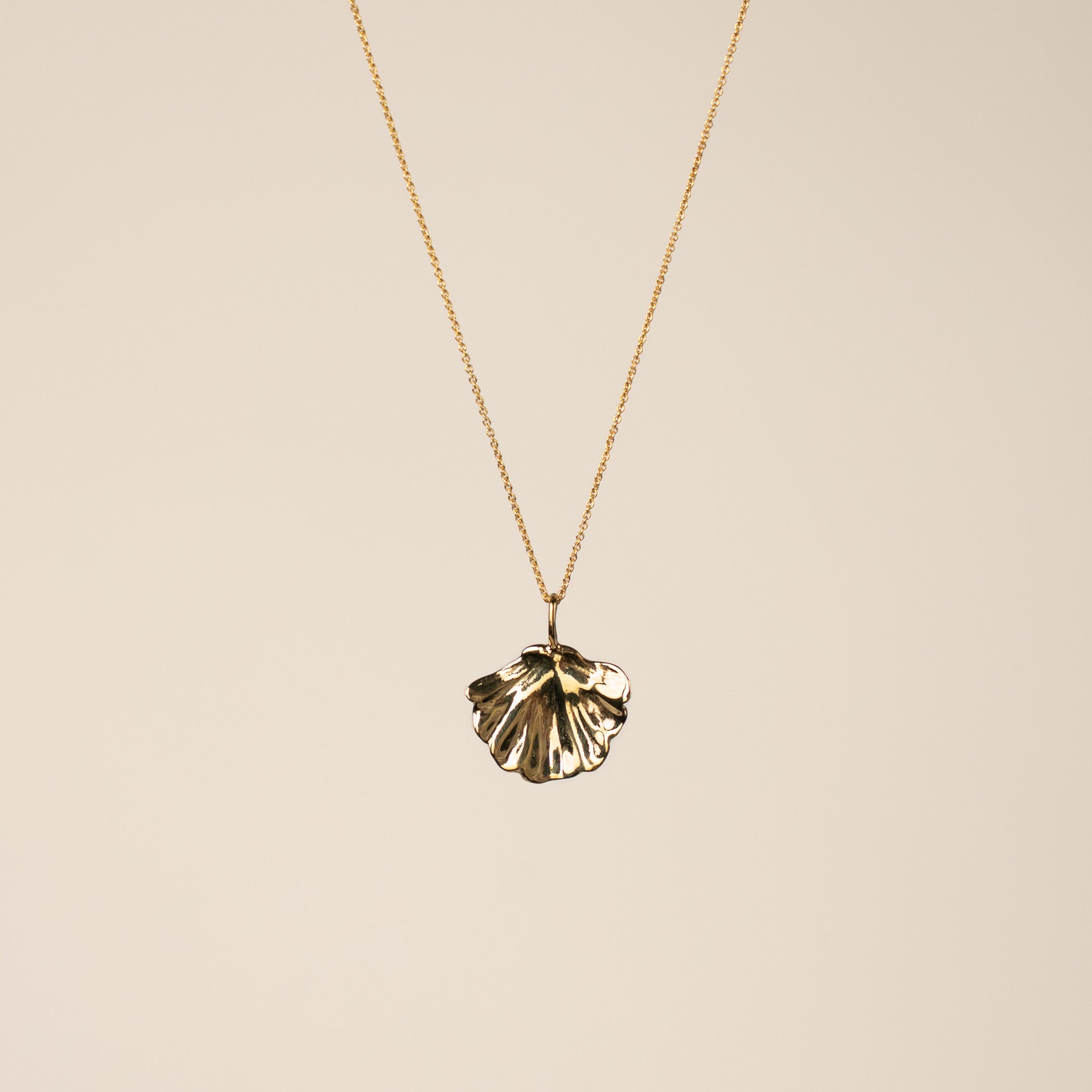 Soft Tides Necklace – Little Gold