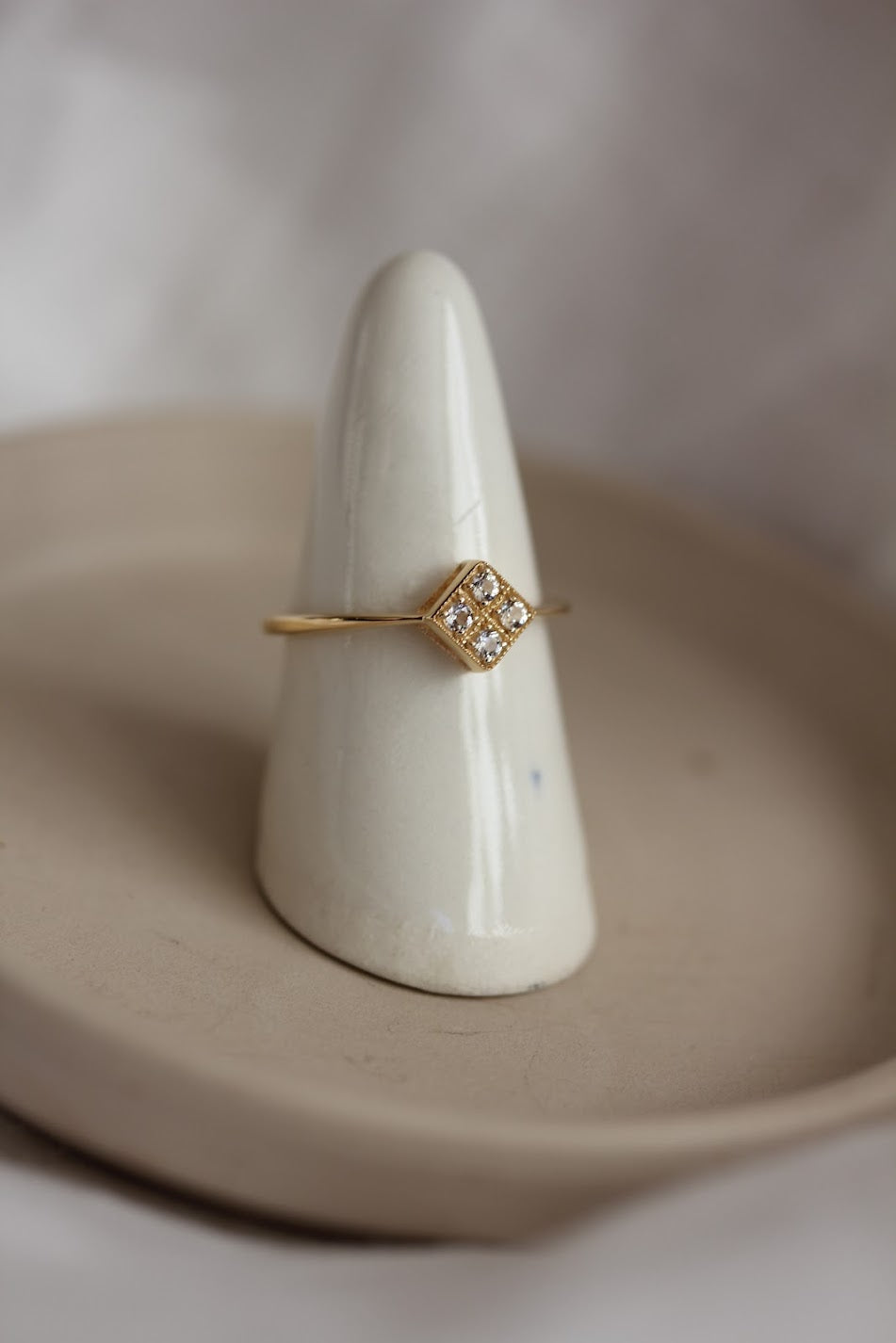 Love Guided Ring – Little Gold